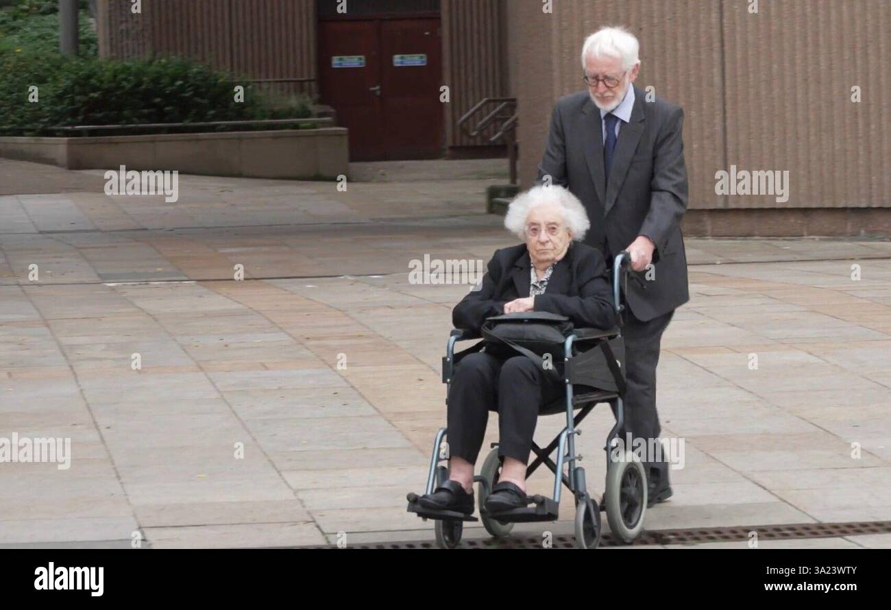 Brenda joyce hi-res stock photography and images - Alamy