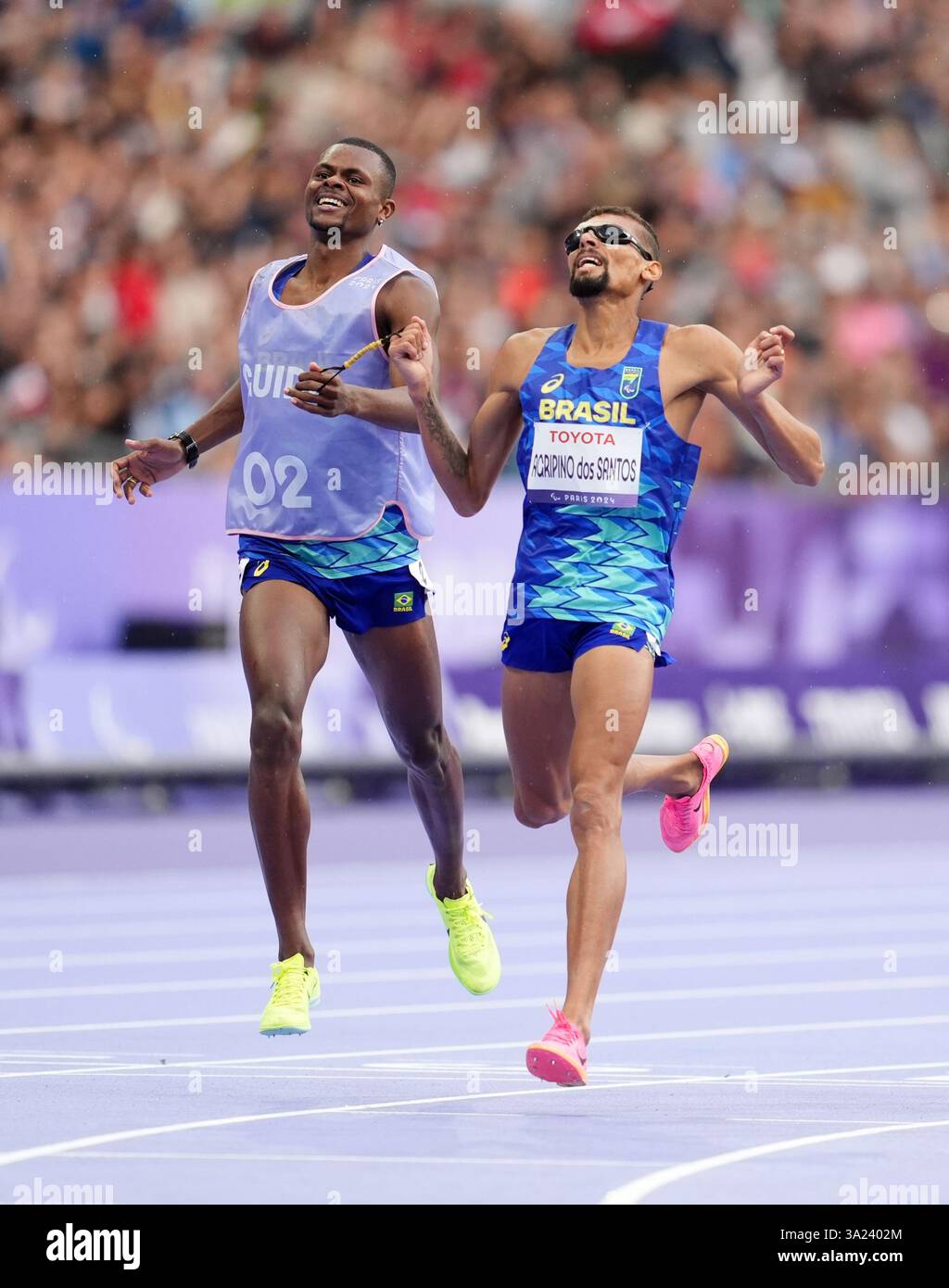 Brazil's Julio Cesar Agripino dos Santos wins the Men's 5000m - T11 Final at the Stade de France ...