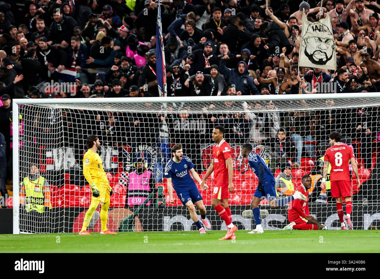 Ousmane Dembele of Paris Saint-Germain celebrates his goal to make it 0 ...