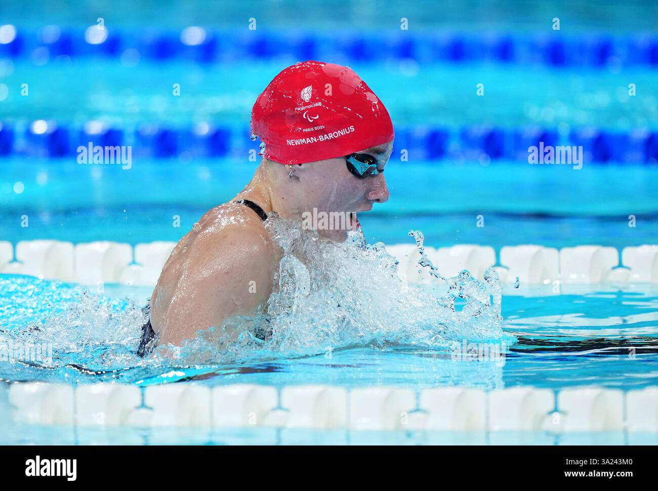 Great Britain's Olivia Newman-Baronius in the Women's 200m Individual ...