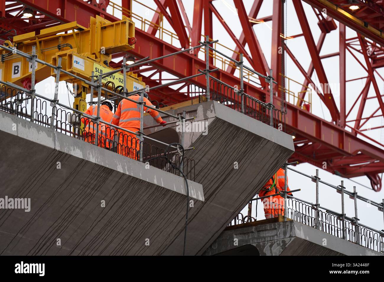 The final deck segment of HS2's 2.1-mile long viaduct crossing the ...
