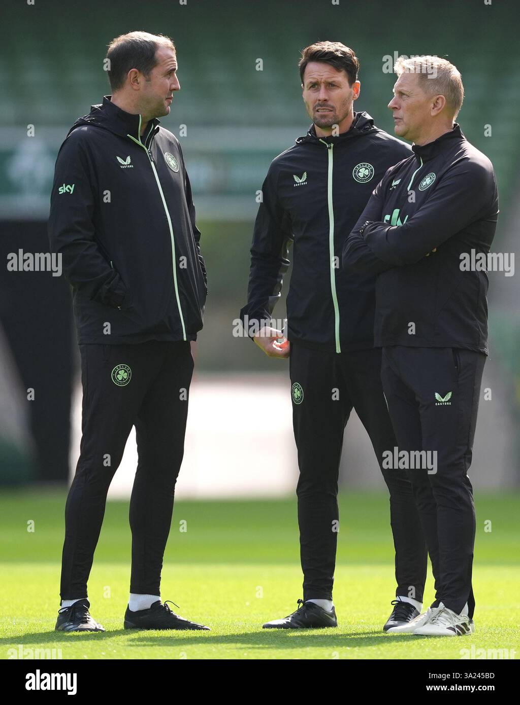 Republic of Ireland manager Heimir Hallgrimsson (right) and Paddy ...