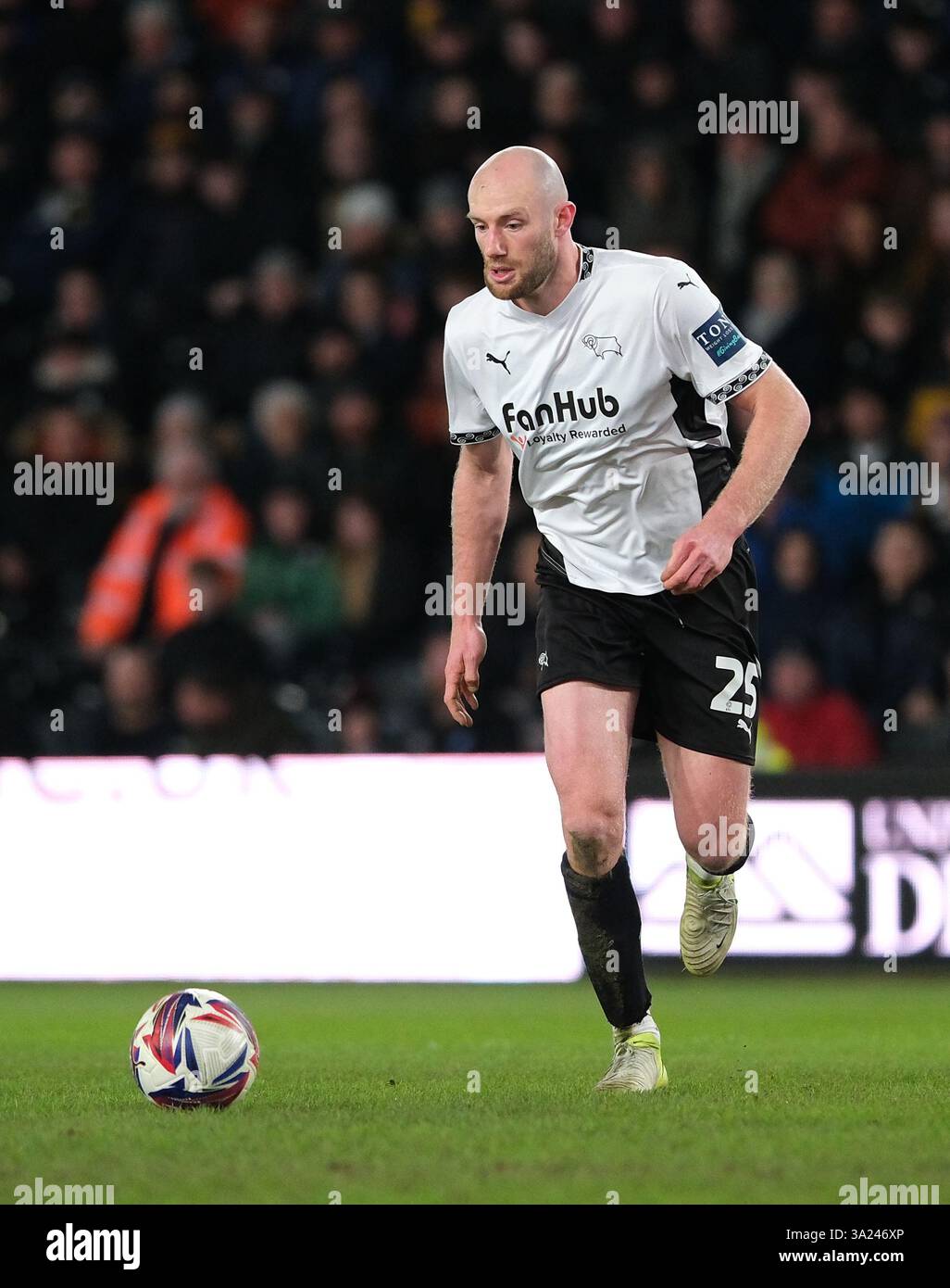 Pride Park, Derby, Derbyshire, UK. 11th Mar, 2025. EFL Championship ...