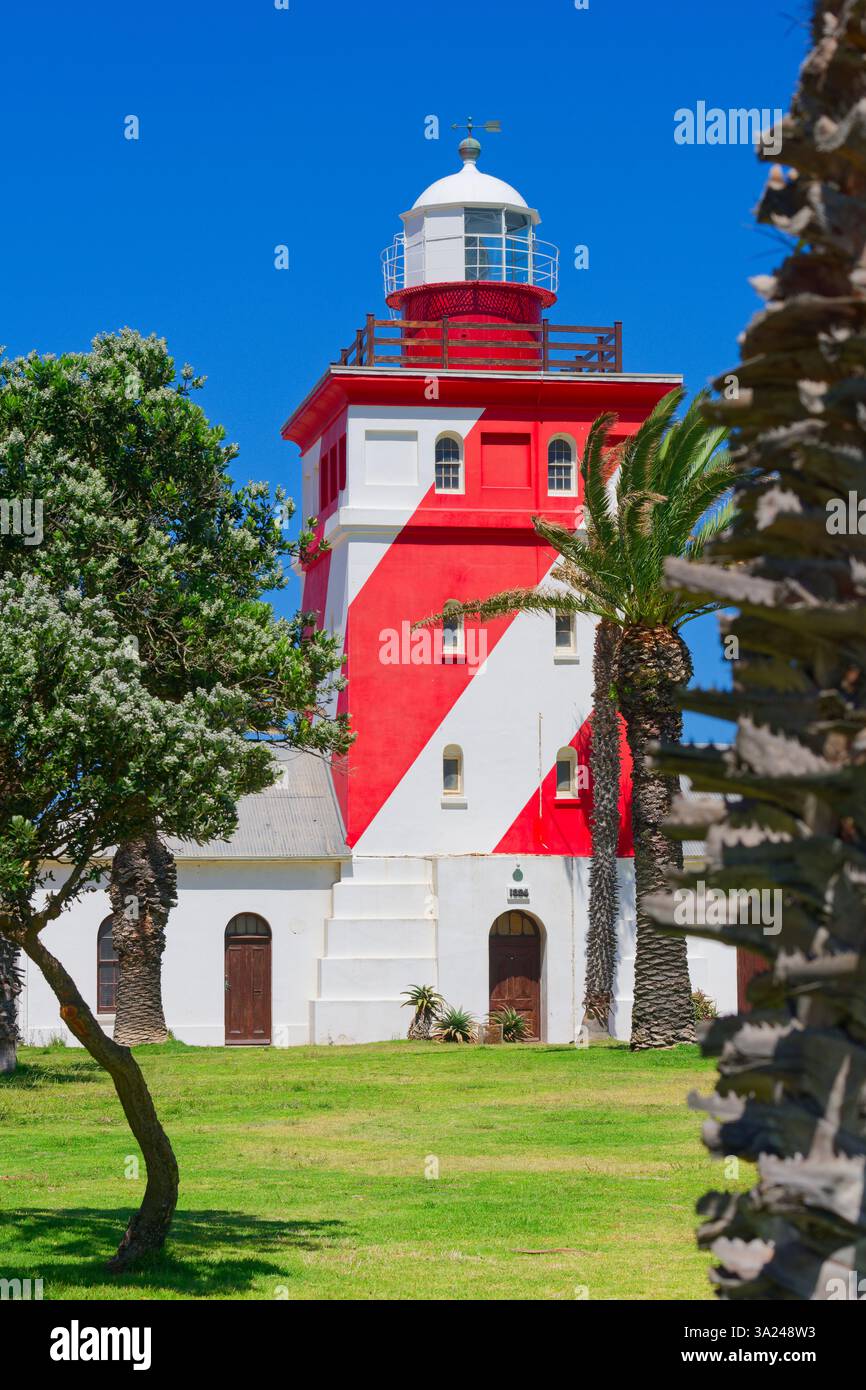 Green point lighthouse cape town hi-res stock photography and images ...
