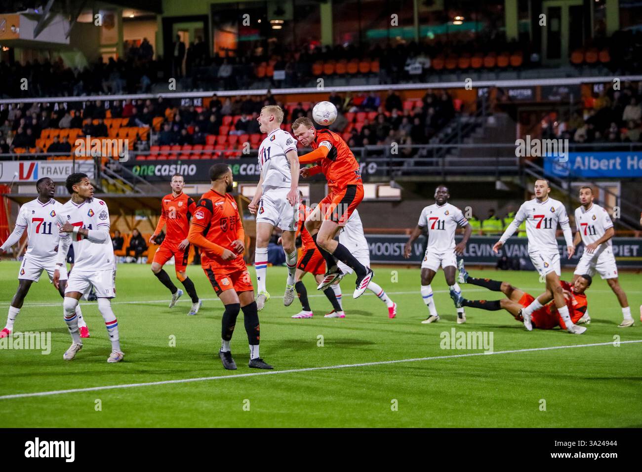 VOLENDAM - 11-03-2025, KRAS Stadium. Football, Keukenkampioen divisie ...