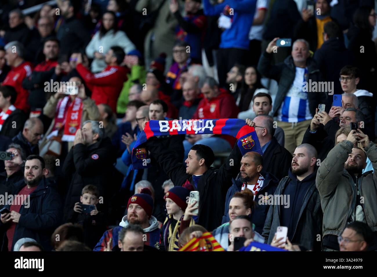 Barcelona, Germany. 11th Mar, 2025. Fussball UEFA Champions League ...
