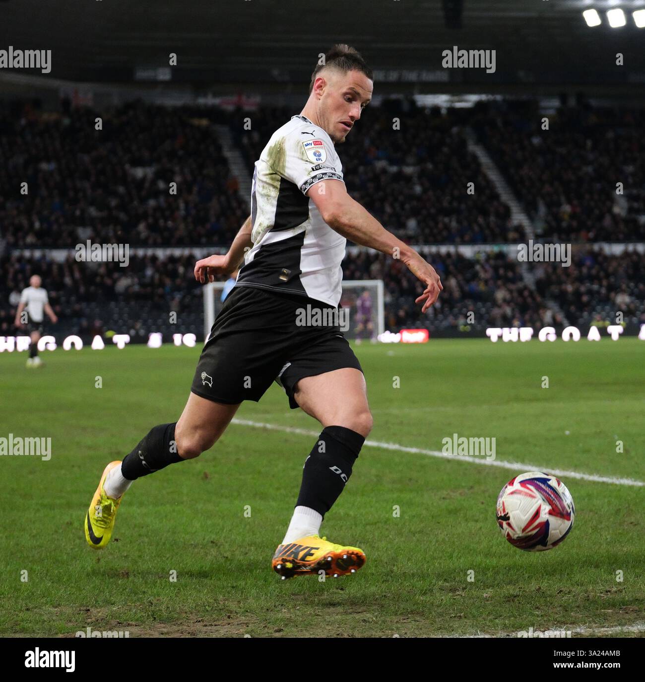 Pride Park, Derby, Derbyshire, UK. 11th Mar, 2025. EFL Championship ...