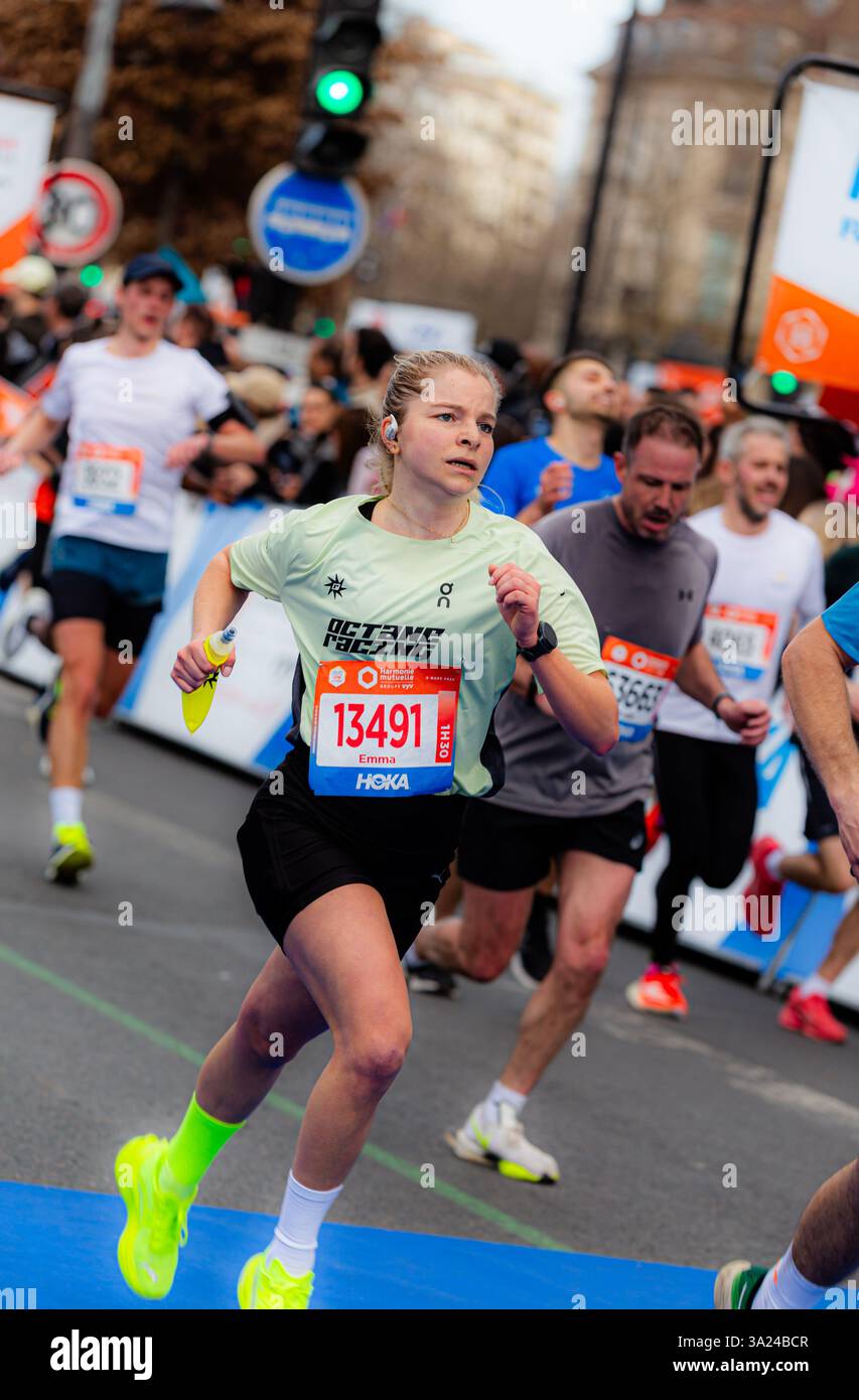 Paris, France. 09th Mar, 2025. Paris, France, March 9th, 2025 Runner ...