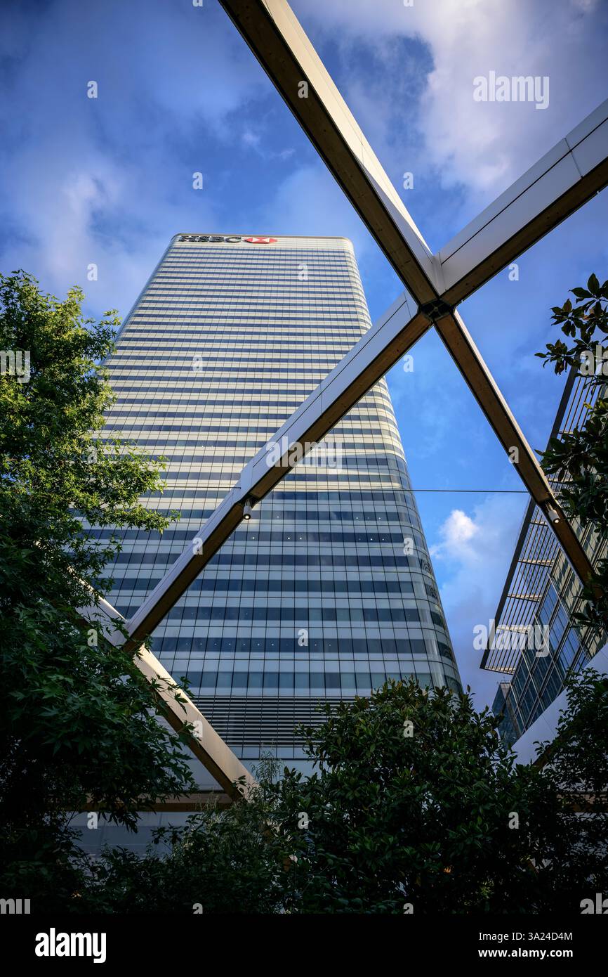 View through the roof structure of Crossrail Place and Garden to the HSBC bank building, Canary ...