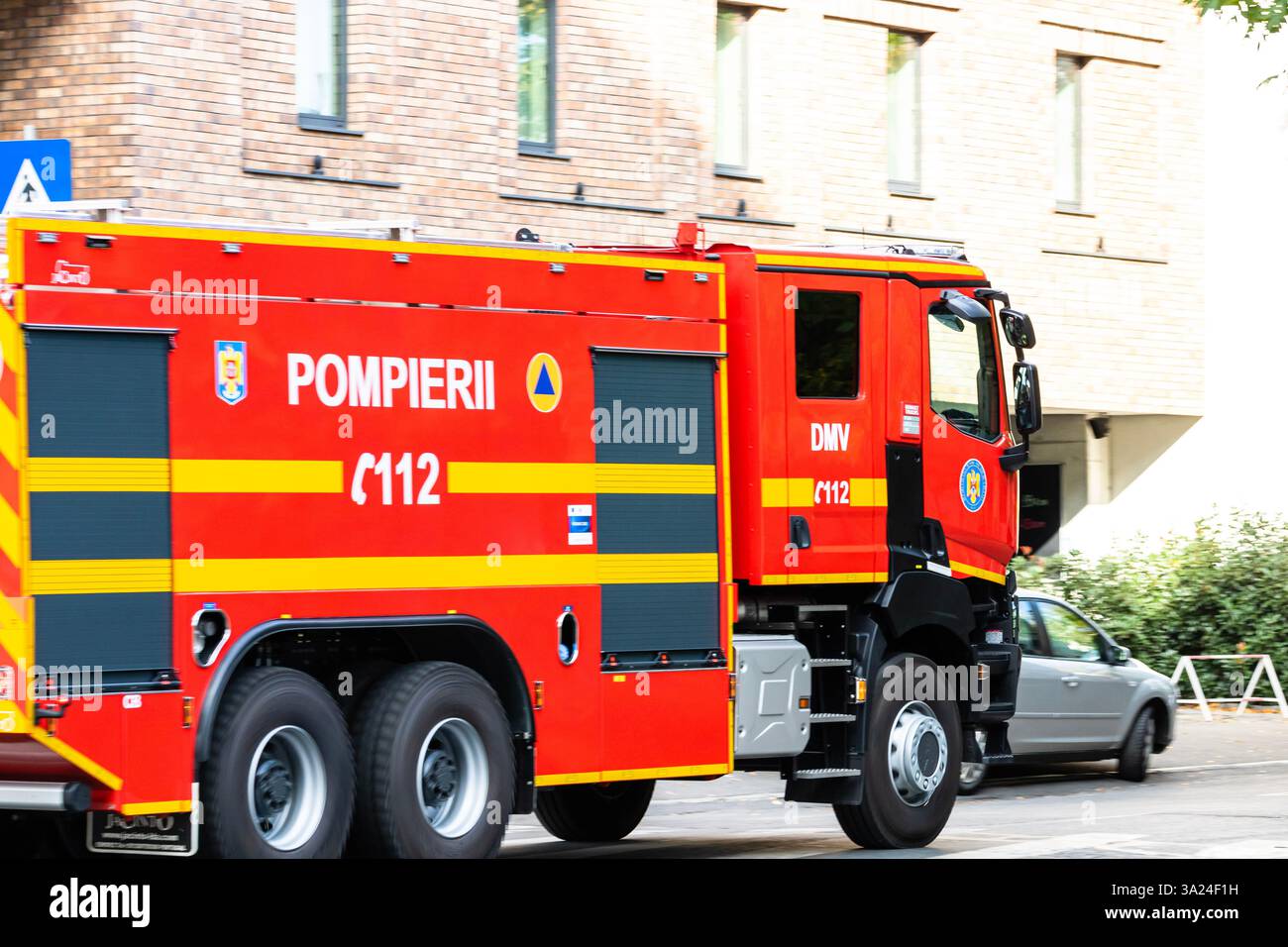 Romanian Firefighting emergency fireman (Pompierii) in Bucharest ...