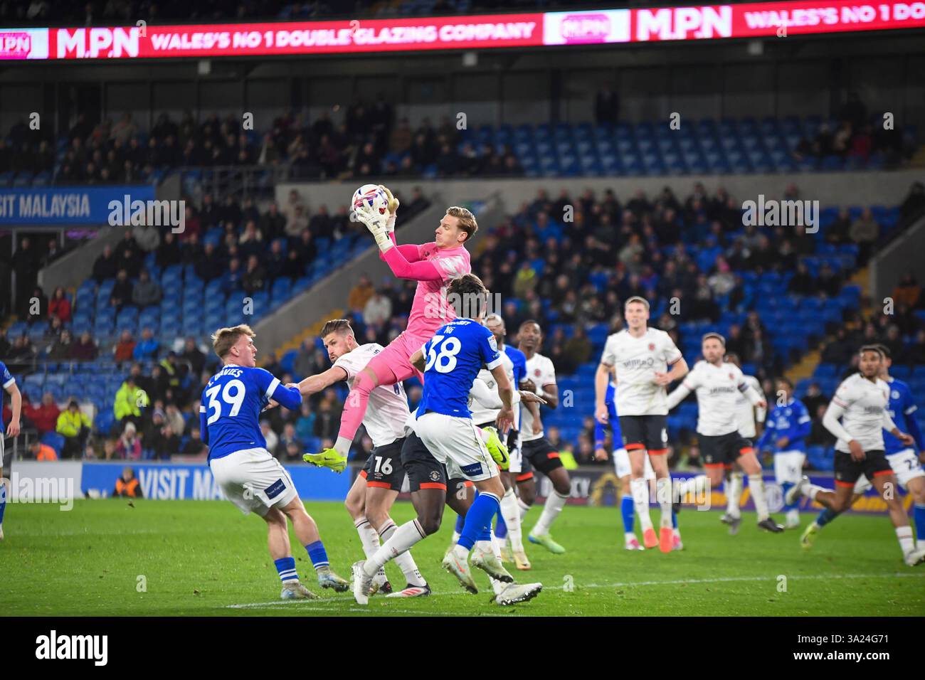 Cardiff City Stadium, Cardiff, UK. 11th Mar, 2025. EFL Championship ...