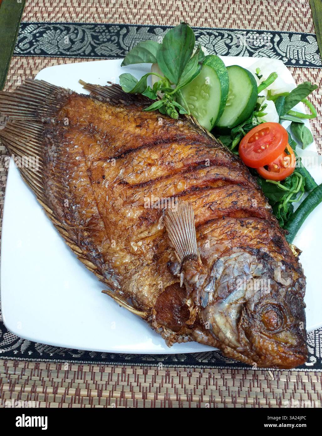 Gurami goreng hi-res stock photography and images - Alamy