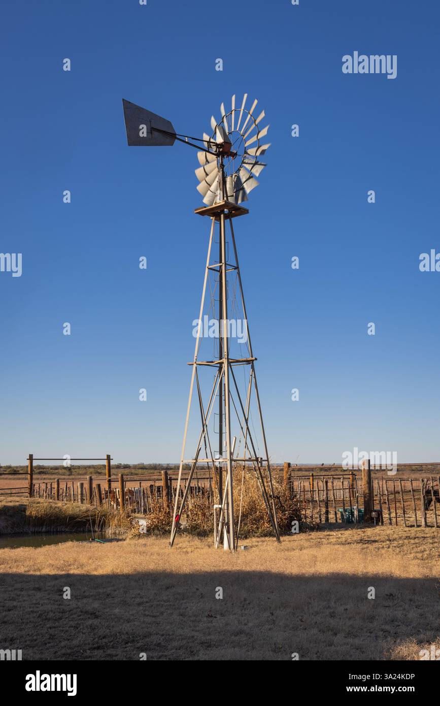 Childress, Texas, United States. Windmill on a cattle ranch Stock Photo ...