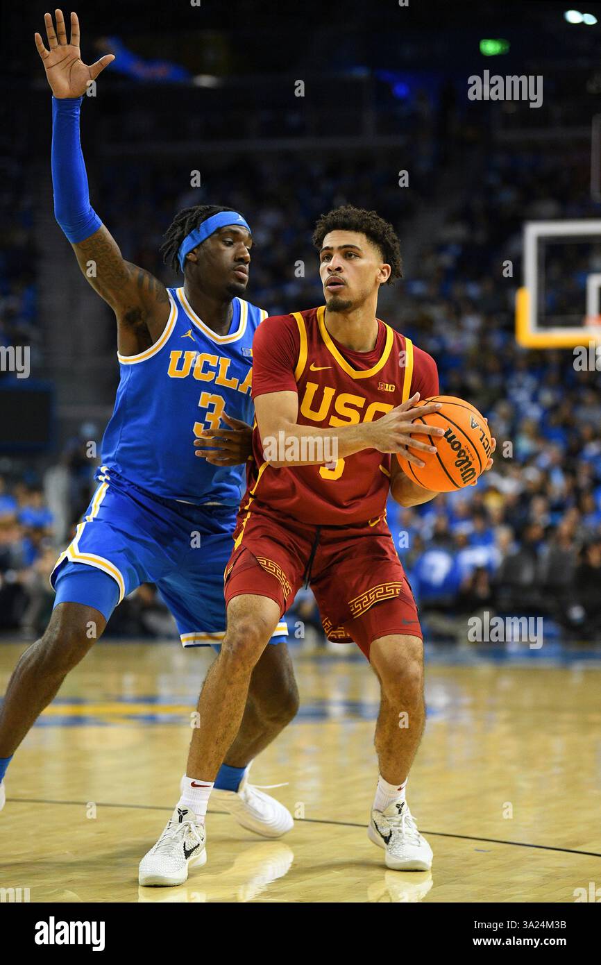 LOS ANGELES, CA - MARCH 08: USC Trojans forward Matt Knowling (3) looks ...
