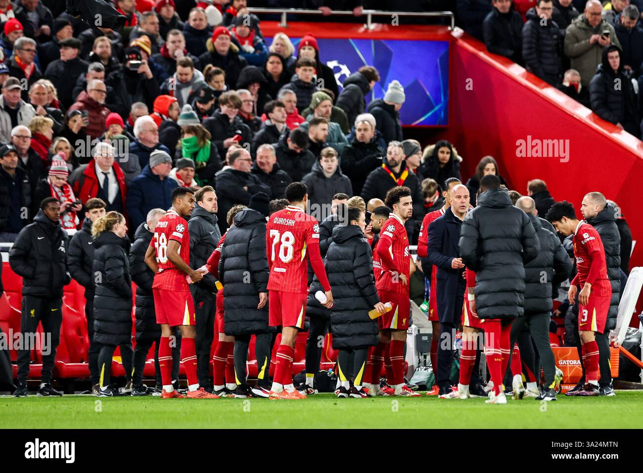 Paris saint germain football team 2025 hi-res stock photography and ...
