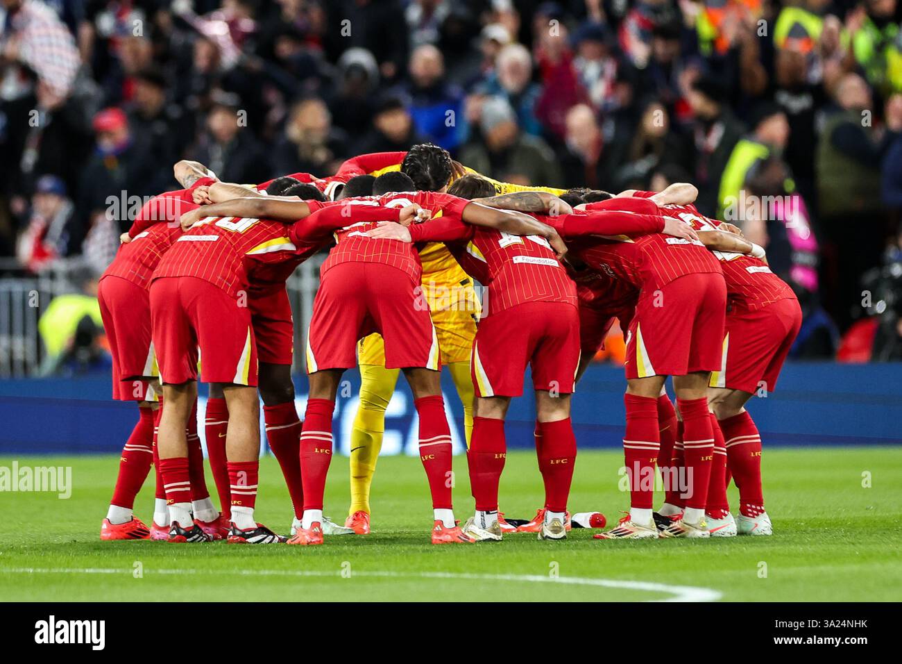 Liverpool, UK. 11th Mar, 2025. Liverpool enter a huddle prior to the ...