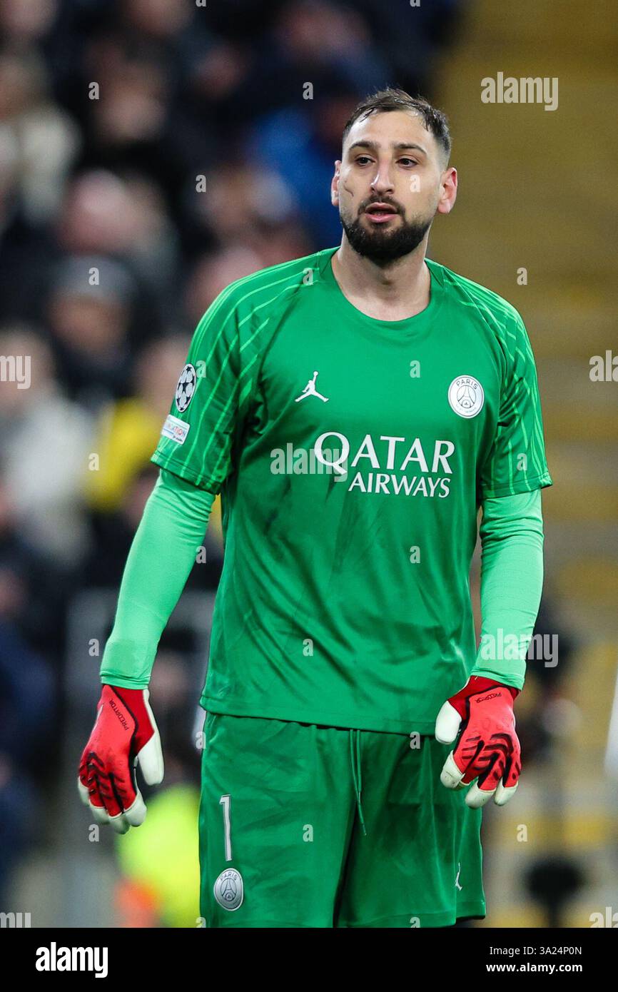 LIVERPOOL, UK - 11th Mar 2025: Gianluigi Donnarumma of PSG during the ...