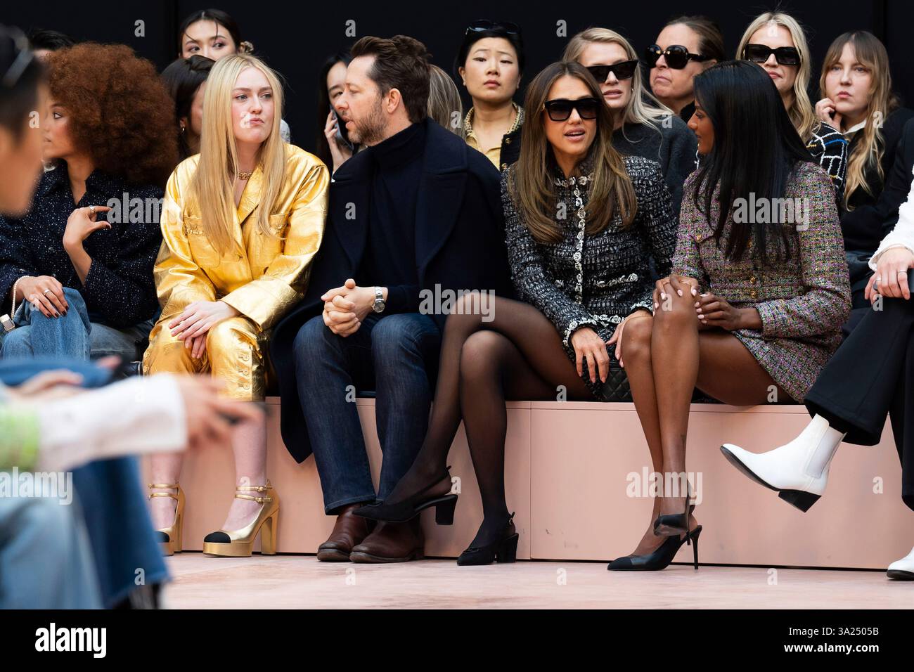 Dakota Fanning, from left, Derek Blasberg, Jessica Alba and Simone ...