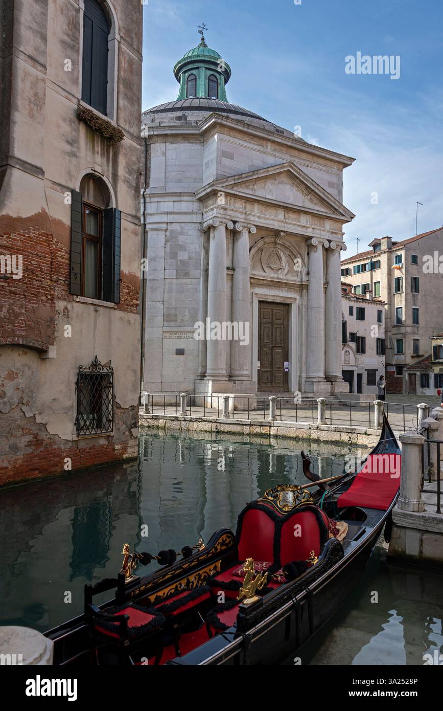 Monuments of venice hi-res stock photography and images - Alamy