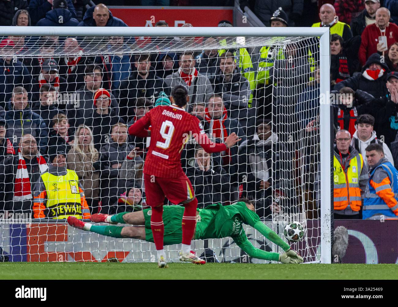 Liverpool. 12th Mar, 2025. Liverpool's Darwin Nunez (L) sees his ...