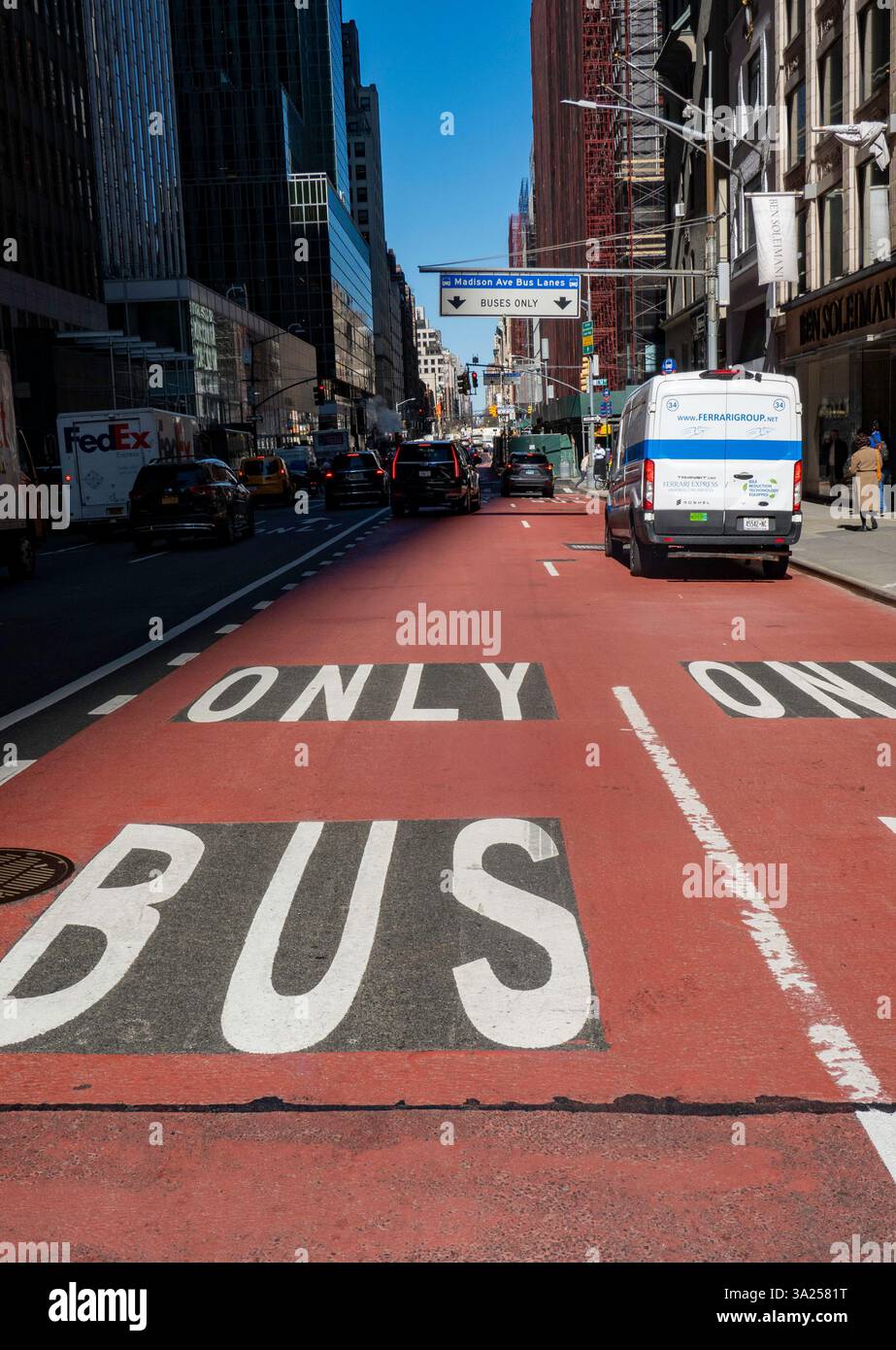 The Madison Avenue bus priority corridor in Manhattan, New York City ...