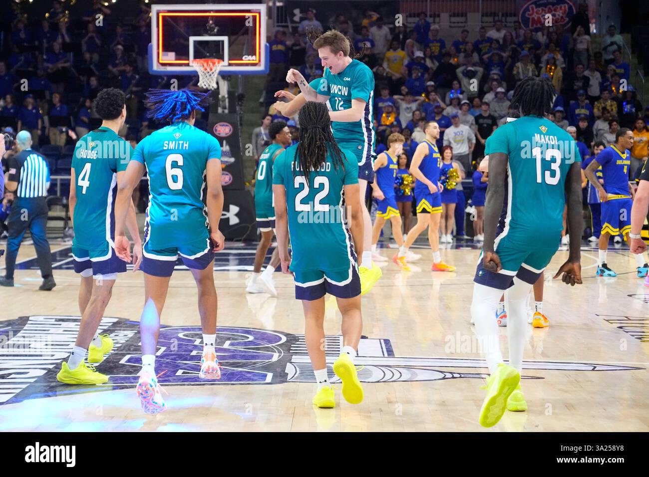 WASHINGTON, DC - MARCH 11: UNC Wilmington Seahawks Guard Shane Anthony ...