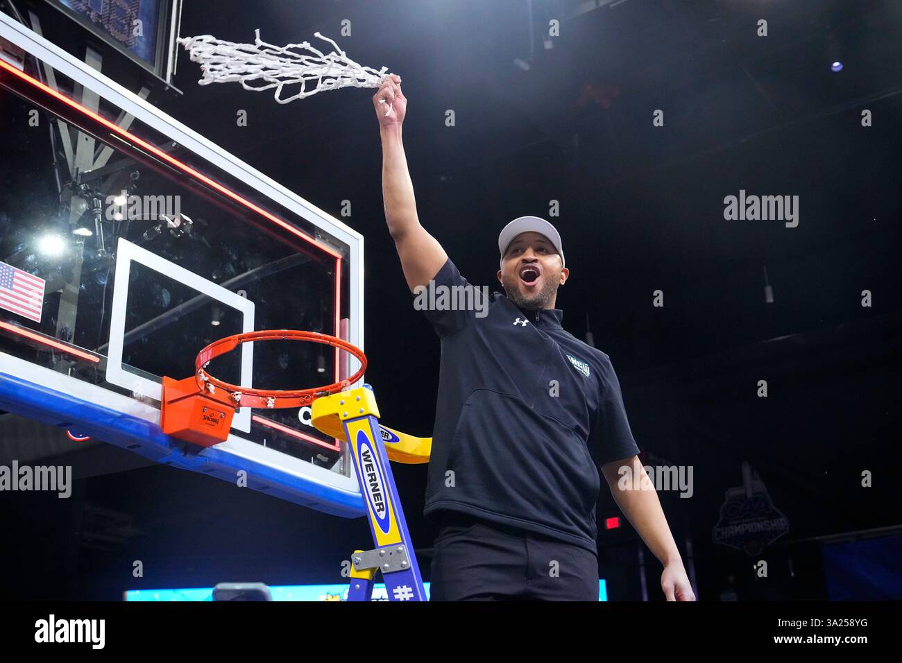 WASHINGTON, DC - MARCH 11: UNC Wilmington Seahawks Head Coach Takayo ...