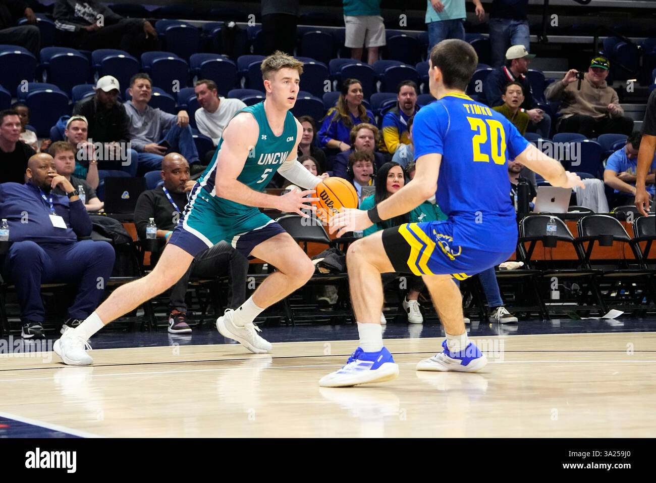 WASHINGTON, DC - MARCH 11: UNC Wilmington Seahawks Guard Noah Ross (5 ...