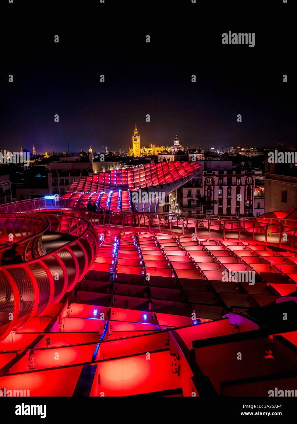 Setas Seville: Glows with warm lights, the mushroom-like structure ...