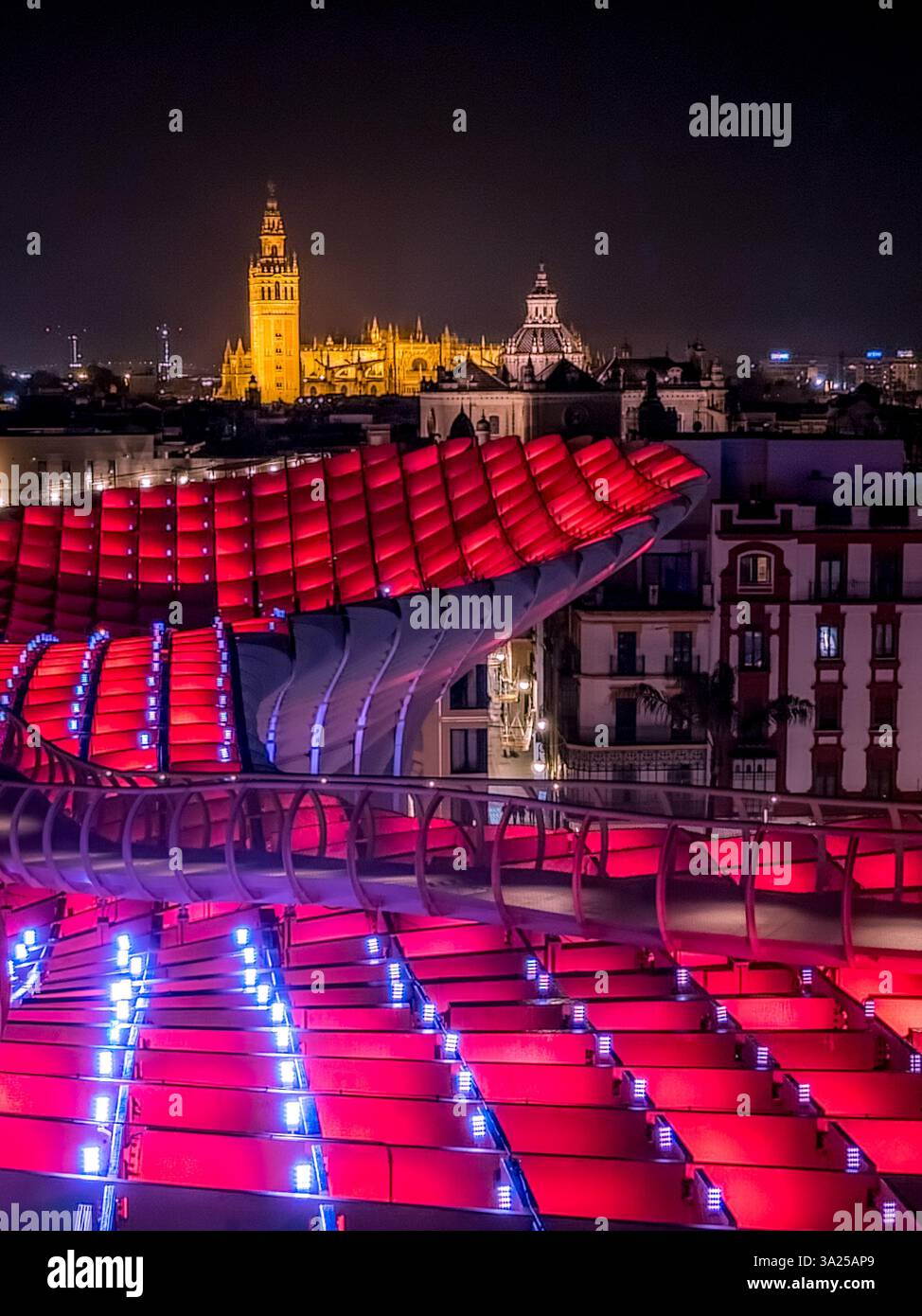 Setas Seville: Glows with warm lights, the mushroom-like structure ...