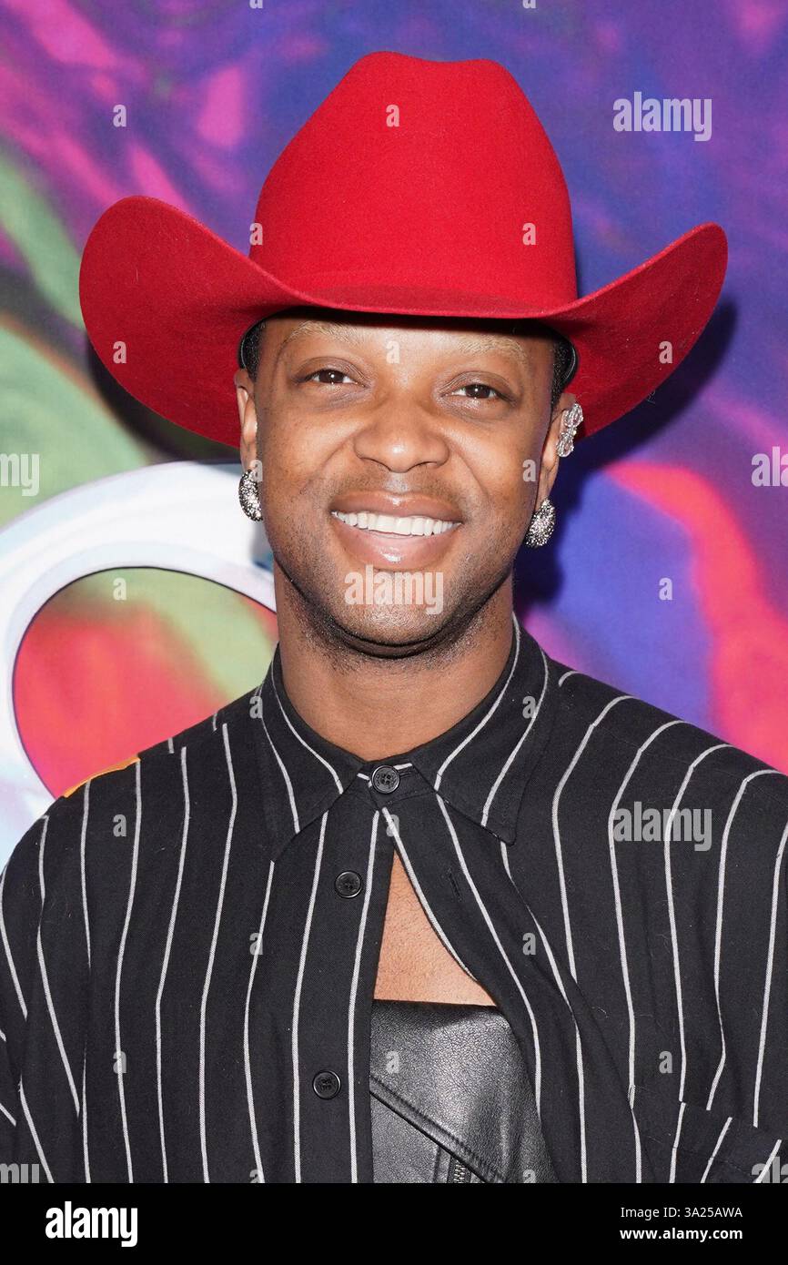 Ny. 11th Mar, 2025. J. Harrison Ghee at arrivals for O'DESSA Premiere ...