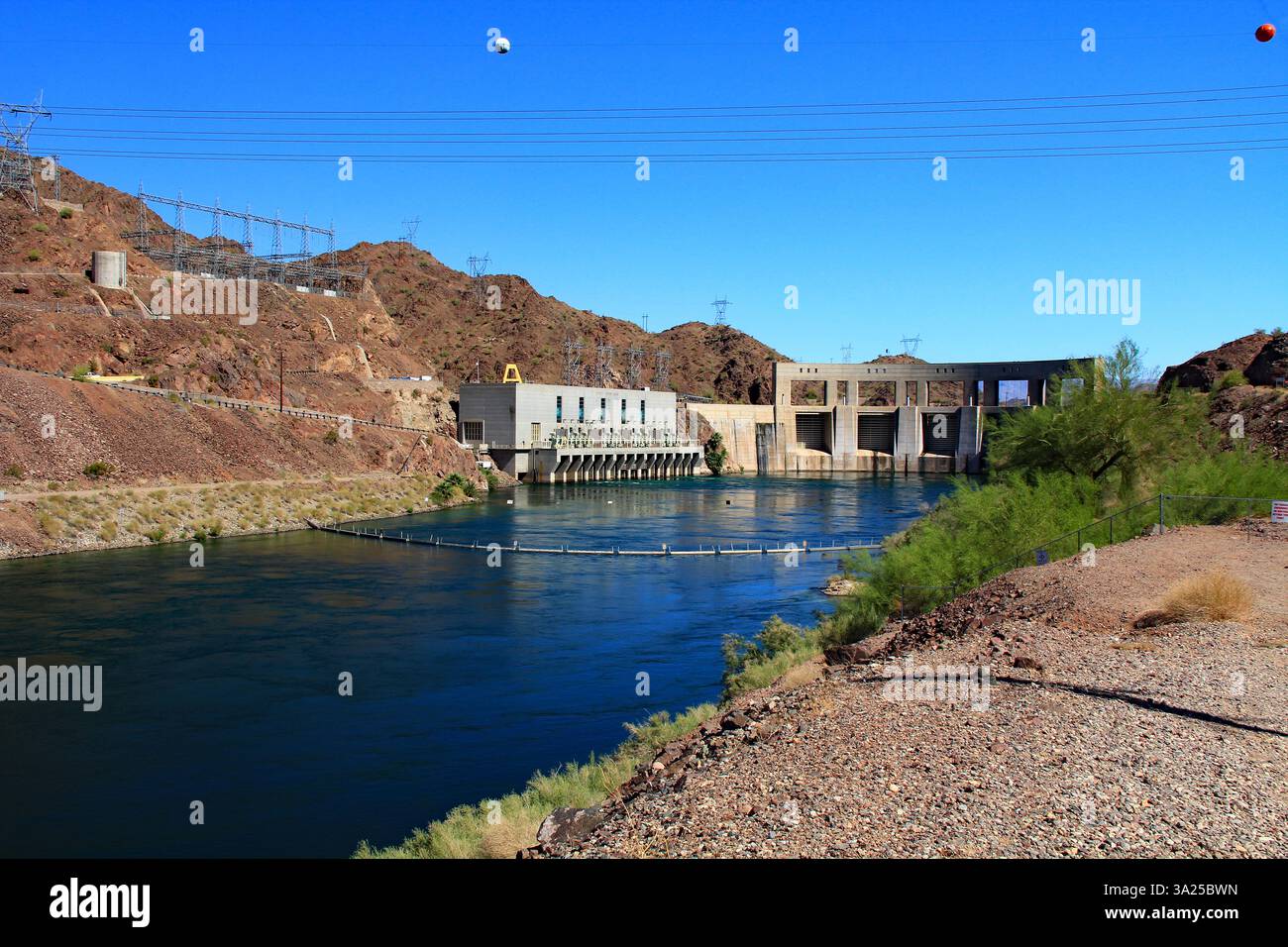 Parker Dam on the Colorado River in Parker Dam, California, USA Stock ...