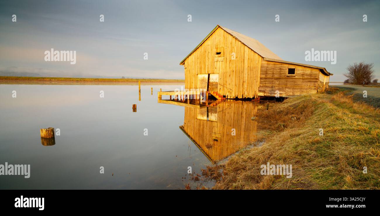 Little indian slough hi-res stock photography and images - Alamy