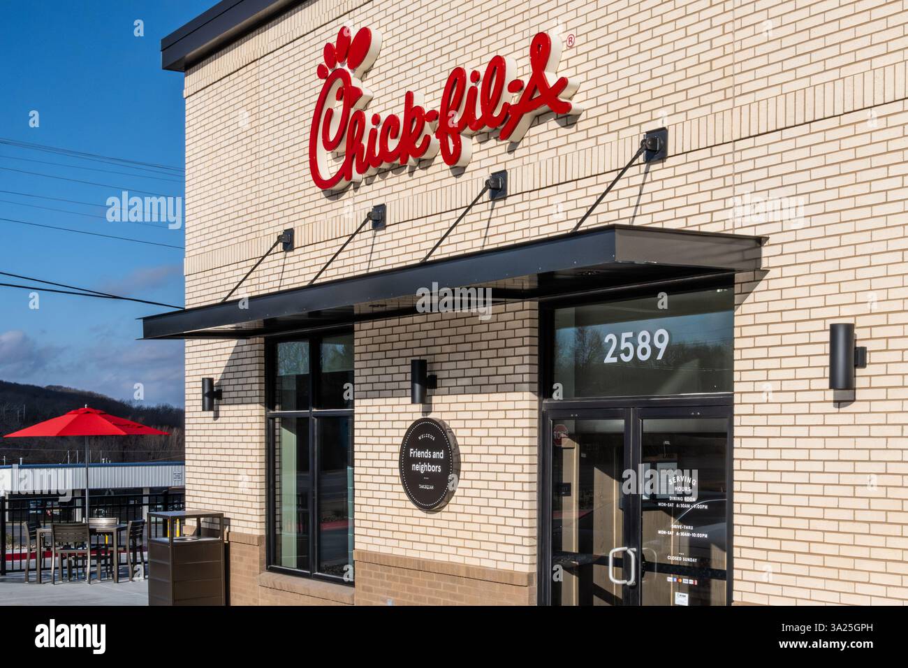 Exterior storefront chick fil hi-res stock photography and images - Alamy