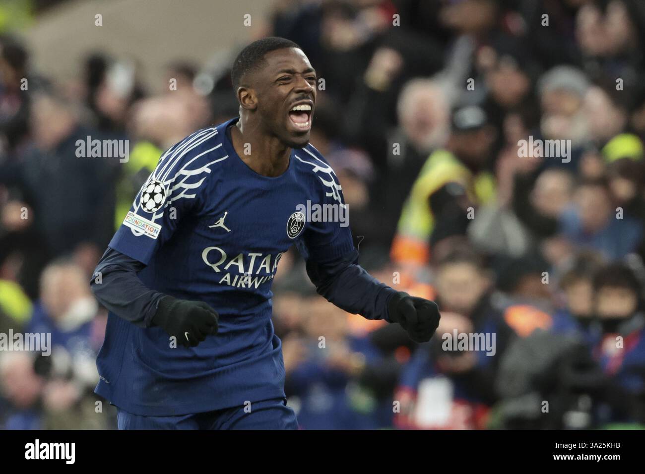 Ousmane Dembele of PSG celebrates scoring his penalty during the ...