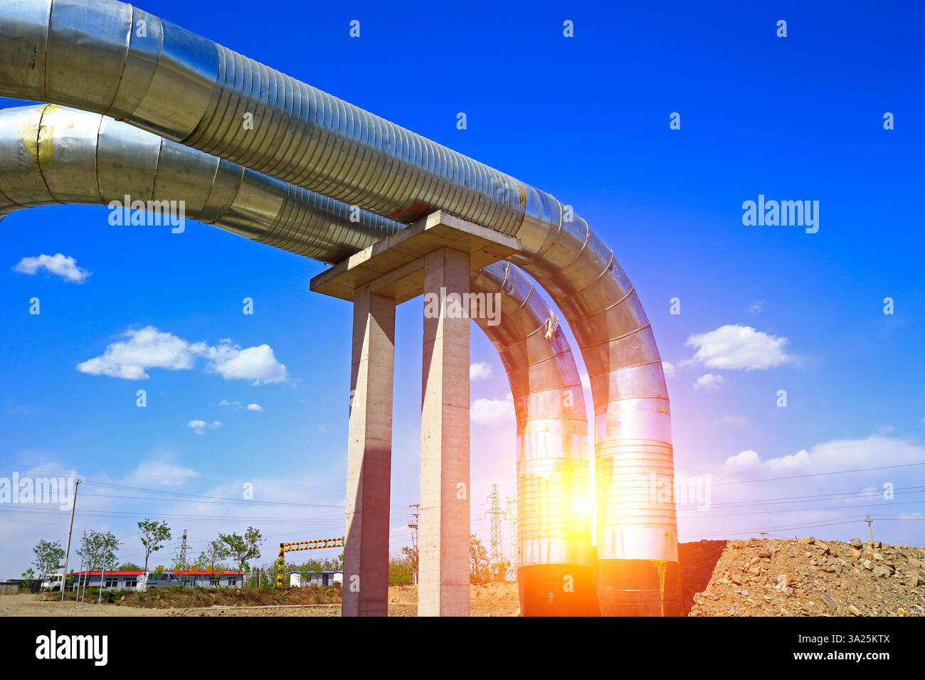 Industrial pipeline equipment of the factory Stock Photo - Alamy