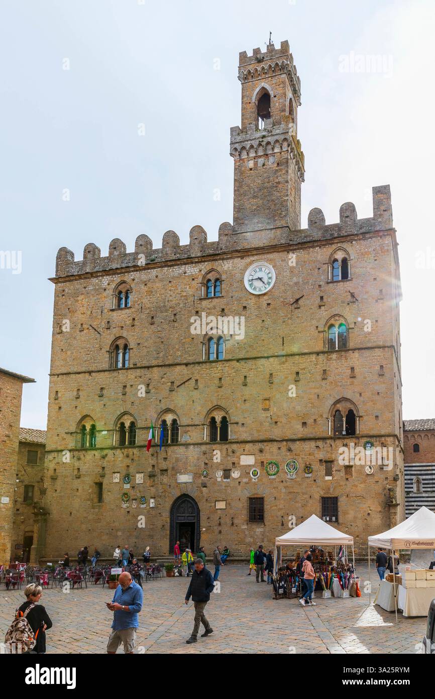 Palazzo dei Priori, das Rathaus, am Piazza dei Priori, dem Marktplatz ...