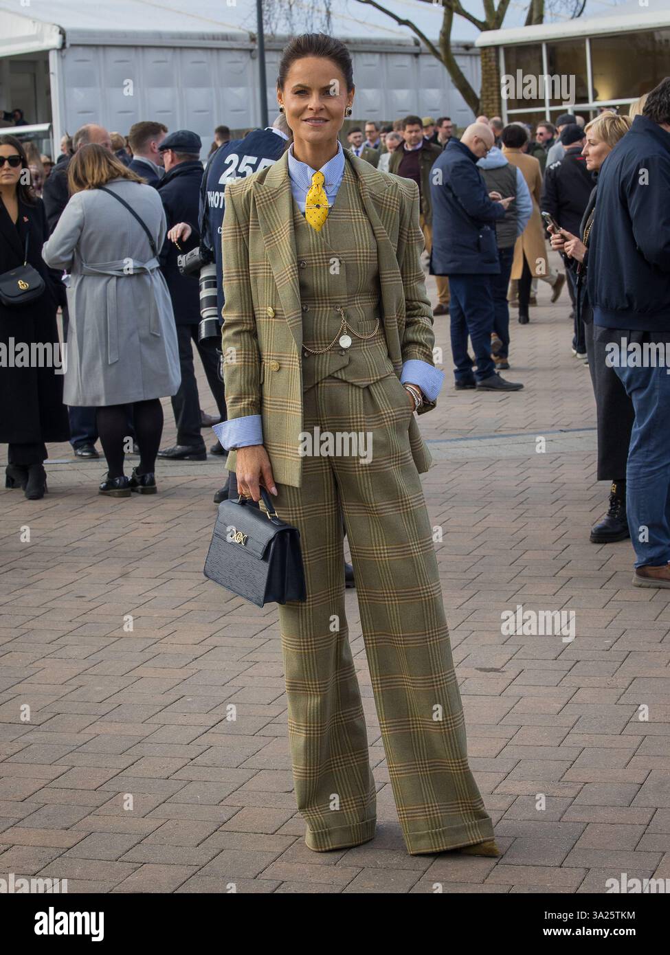 Cheltenham, UK. 11th Mar, 2025. Racegoers enjoying day one of the 2025 ...