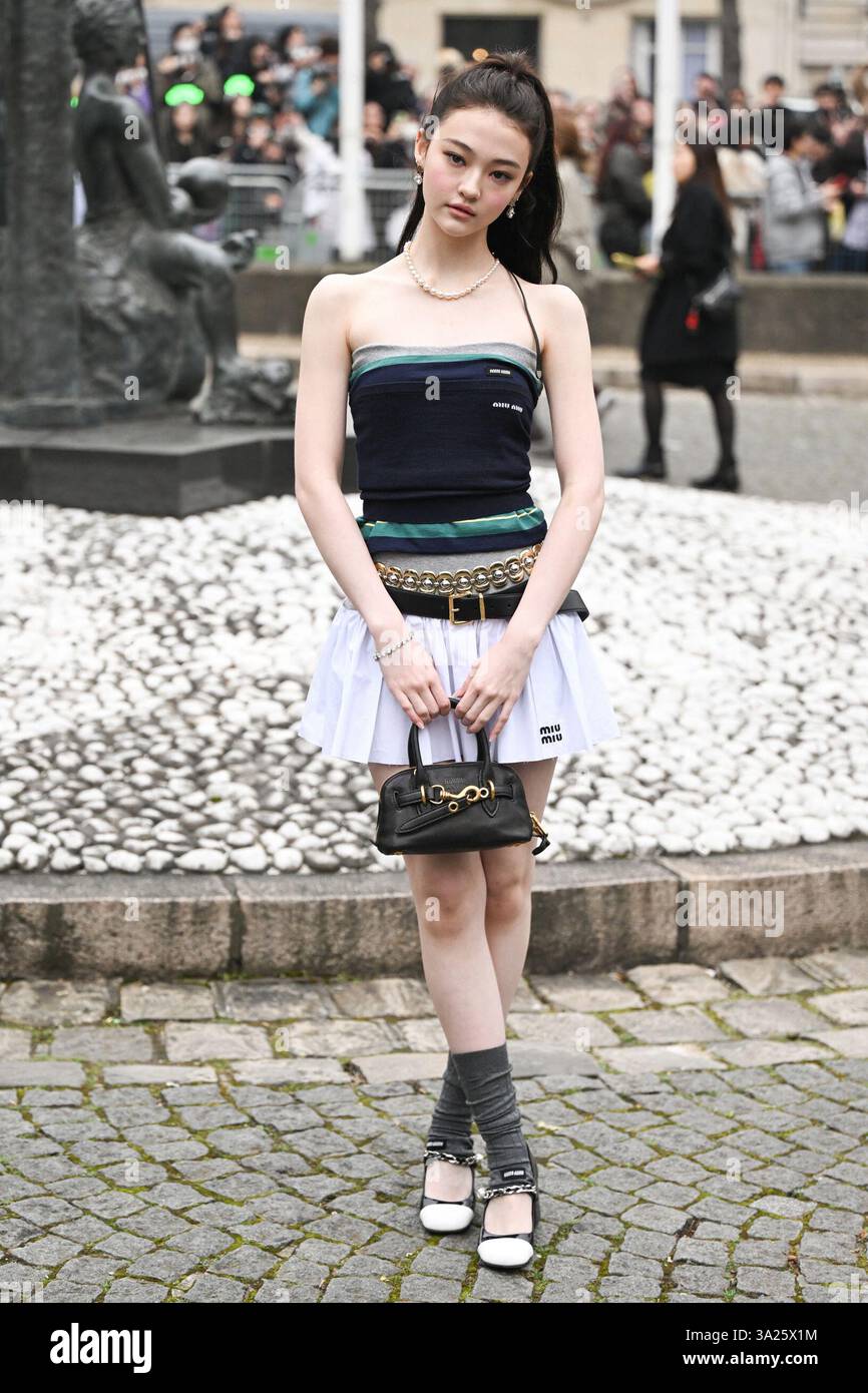 Ella Gross attending the Miu Miu Womenswear Fall/Winter 2025-2026 show ...