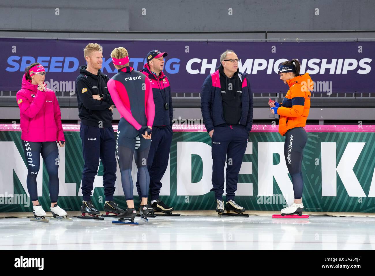 HAMAR, NORWAY - MARCH 11: Suzanne Schulting, Ben Jongejan, Merijn ...