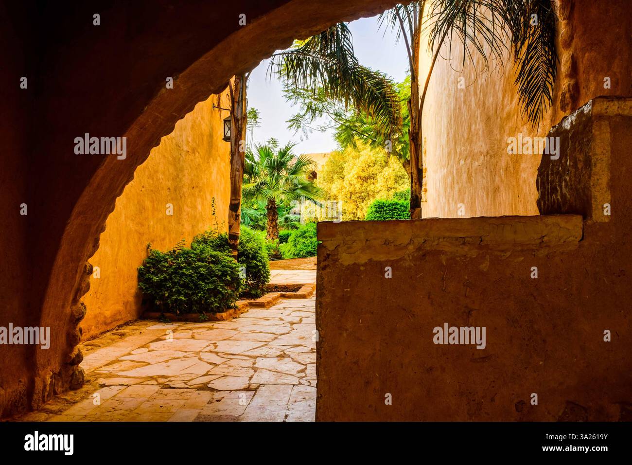 Traditional Arabic Building Stock Photo - Alamy