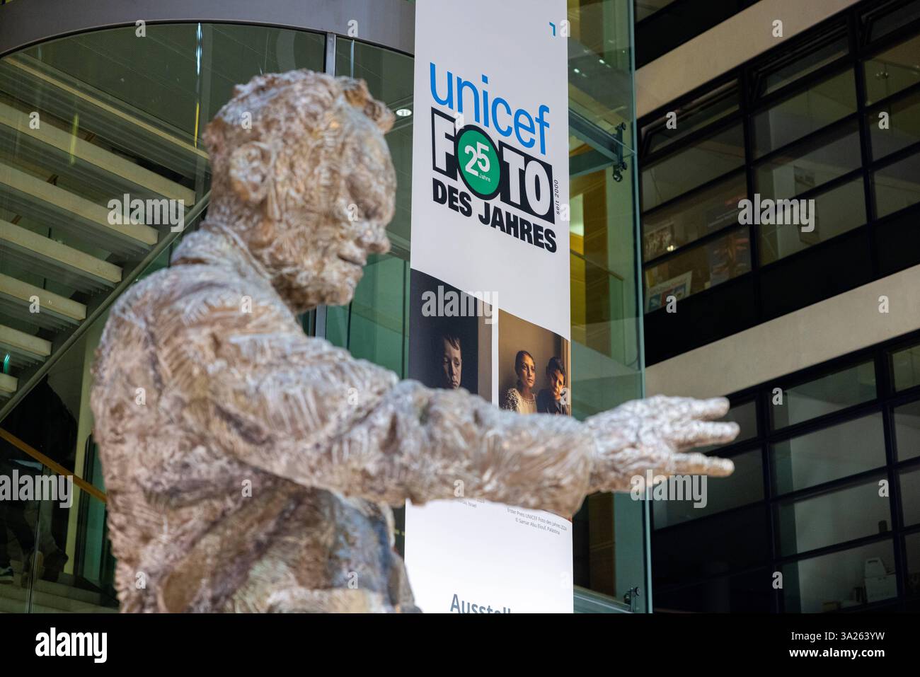 AugenBlicke: 25 Jahre UNICEF Foto des Jahres ein Abend für die Hoffnung ...