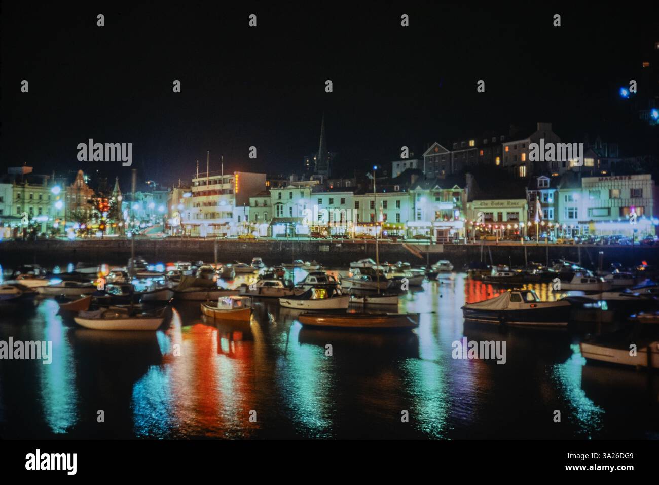 Night phot hi-res stock photography and images - Alamy