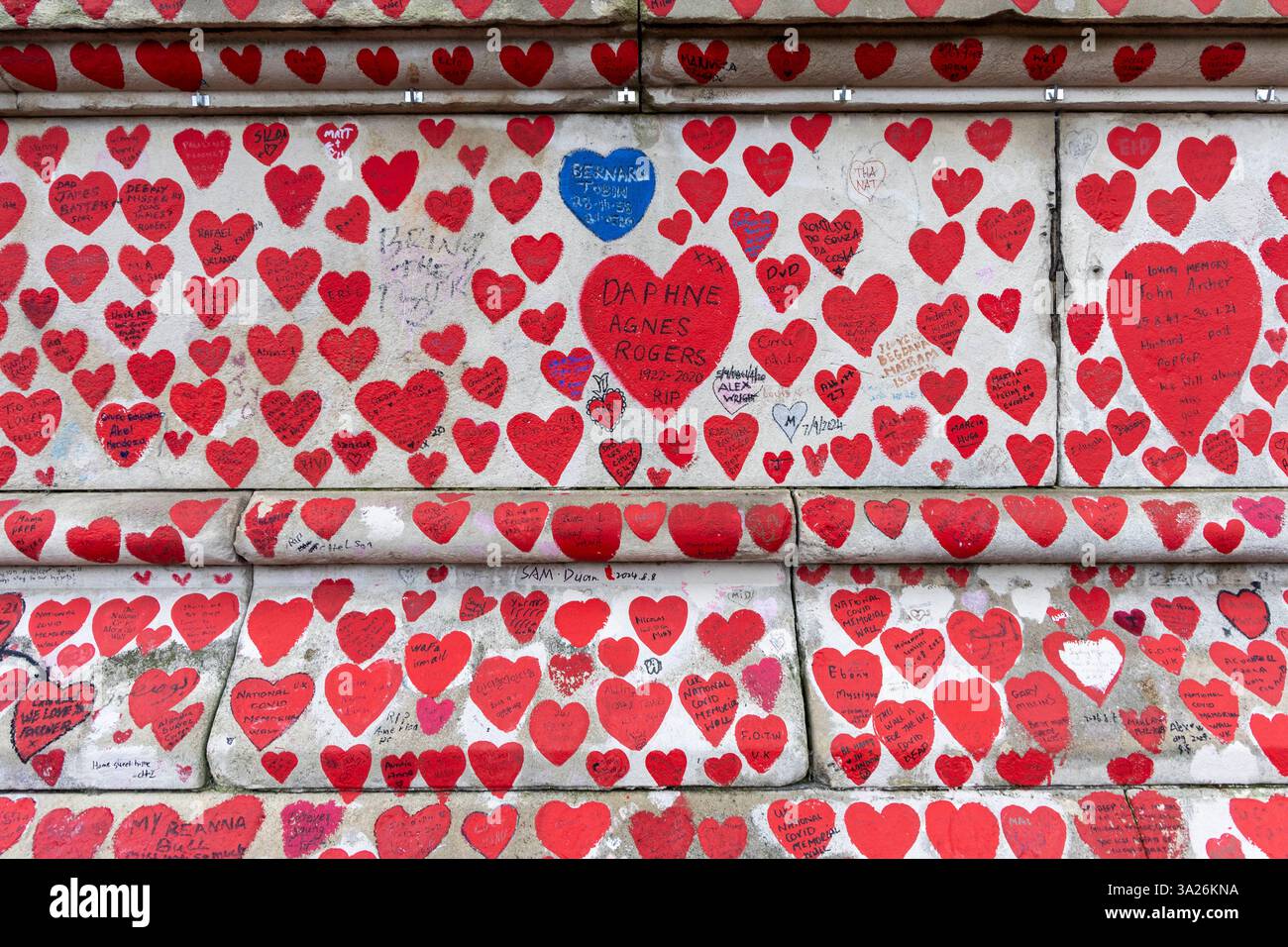 Die National Covid Memorial Wall. 09.12.2024, EU, GBR, England, London ...