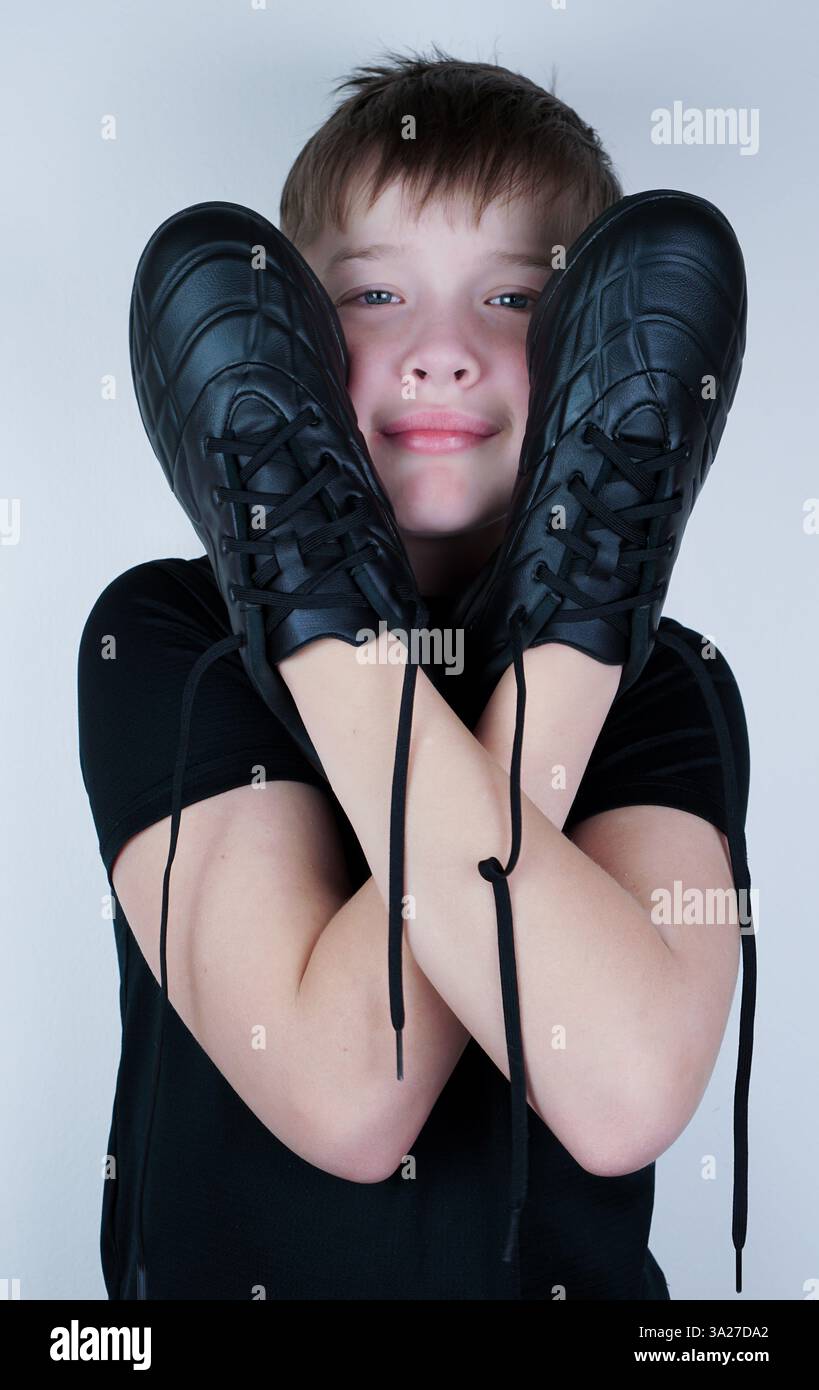 Athlete soccer hands phone hi-res stock photography and images - Alamy