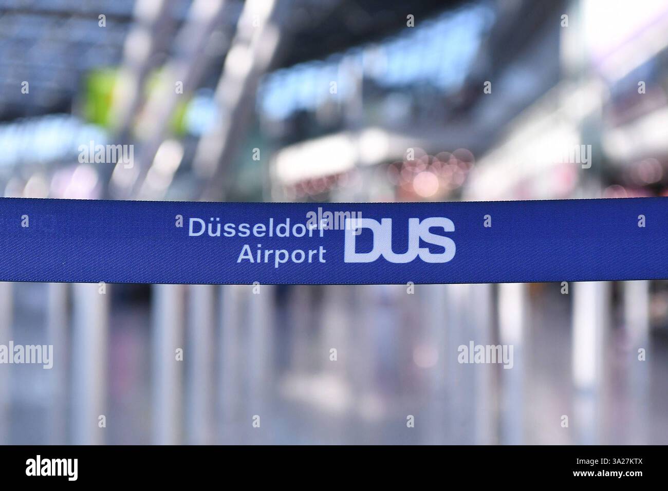 Warnstreik der Beschäftigten im Luftsicherheitsbereich am 10.03.2025 am ...