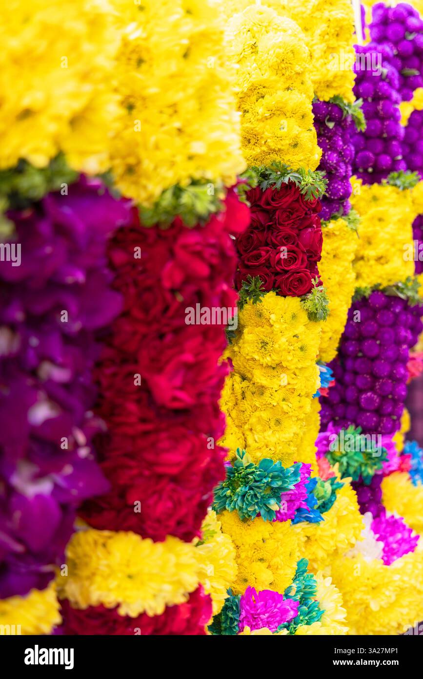 Flower garlands, Little India, Brickfields, Kuala Lumpur, Selangor, Malaysia Stock Photo - Alamy