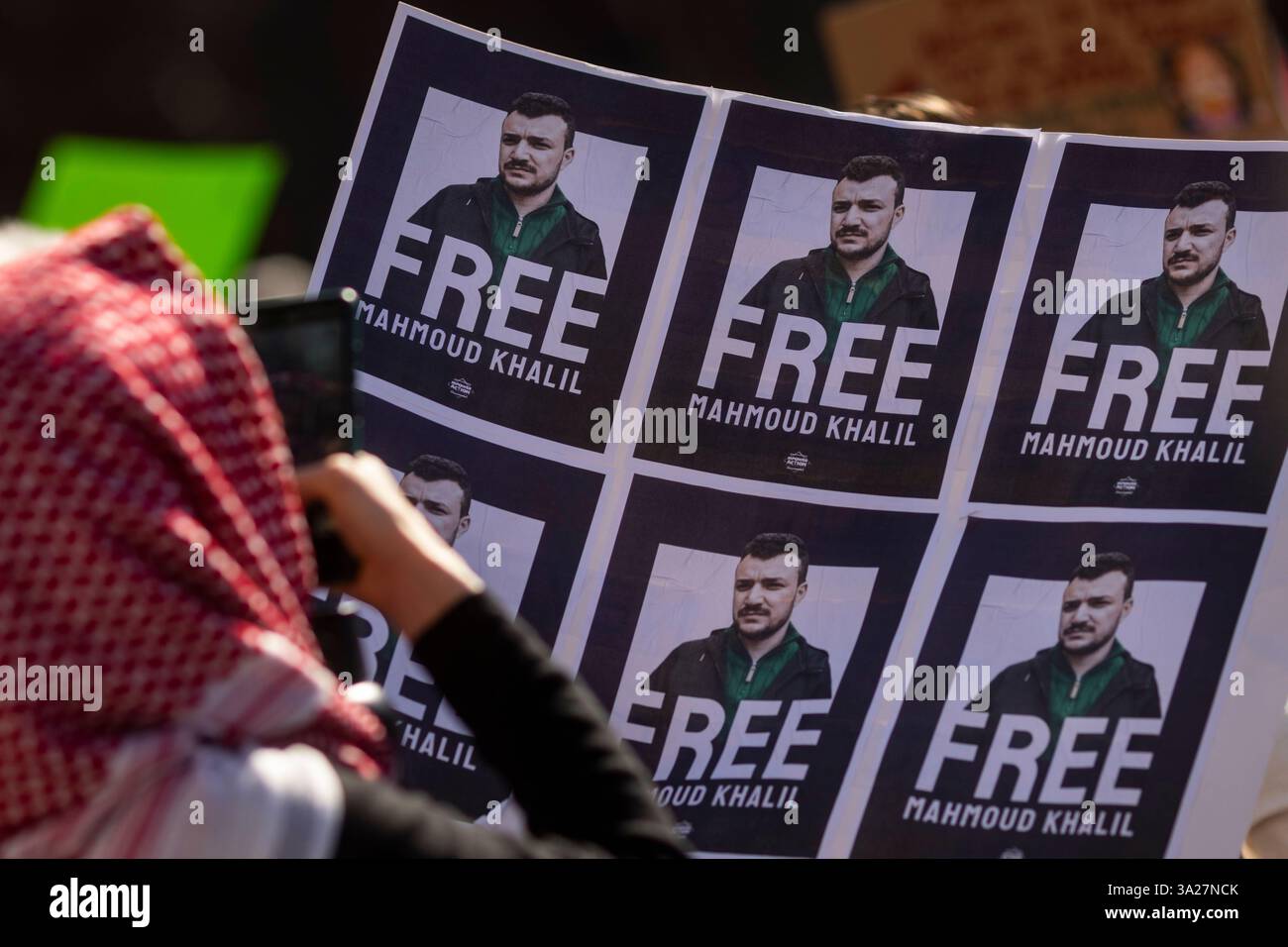 Protesters demand the release of Mahmoud Khalid, a Columbia student of ...