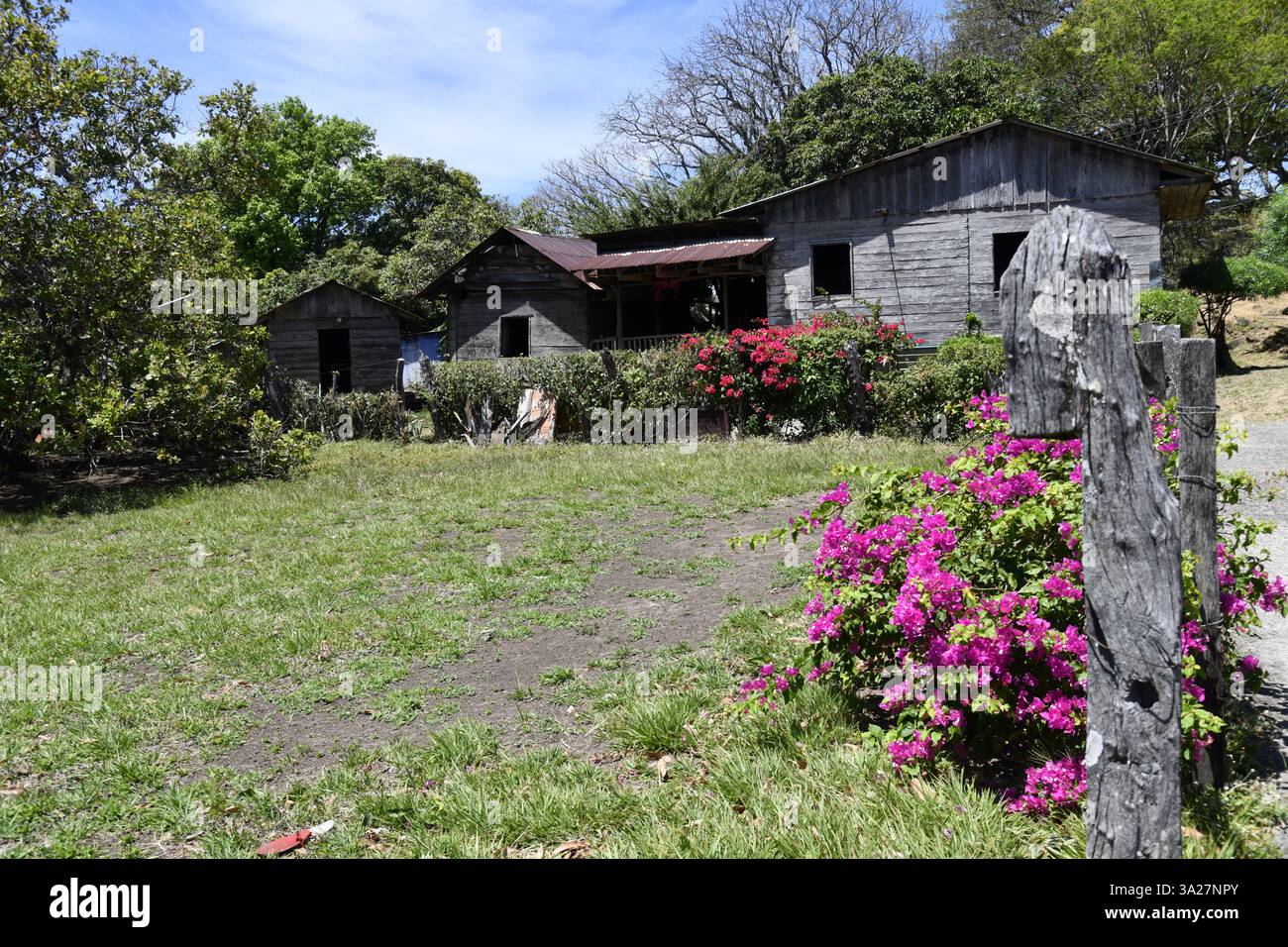 Rural basic homes in non tourist areas of Costa Rica Stock Photo - Alamy