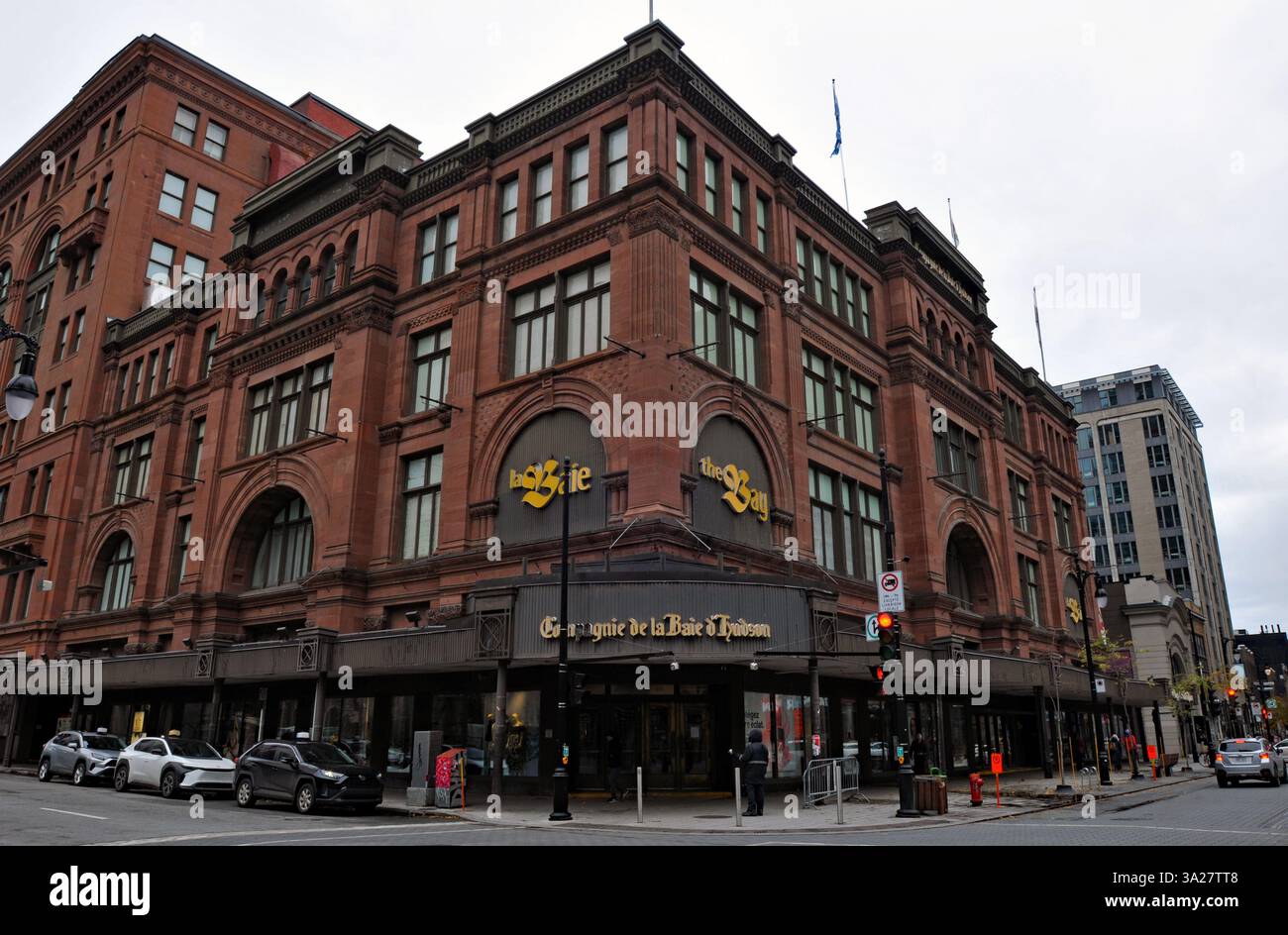 The Hudson's Bay Company department store (commonly known as The Bay or ...